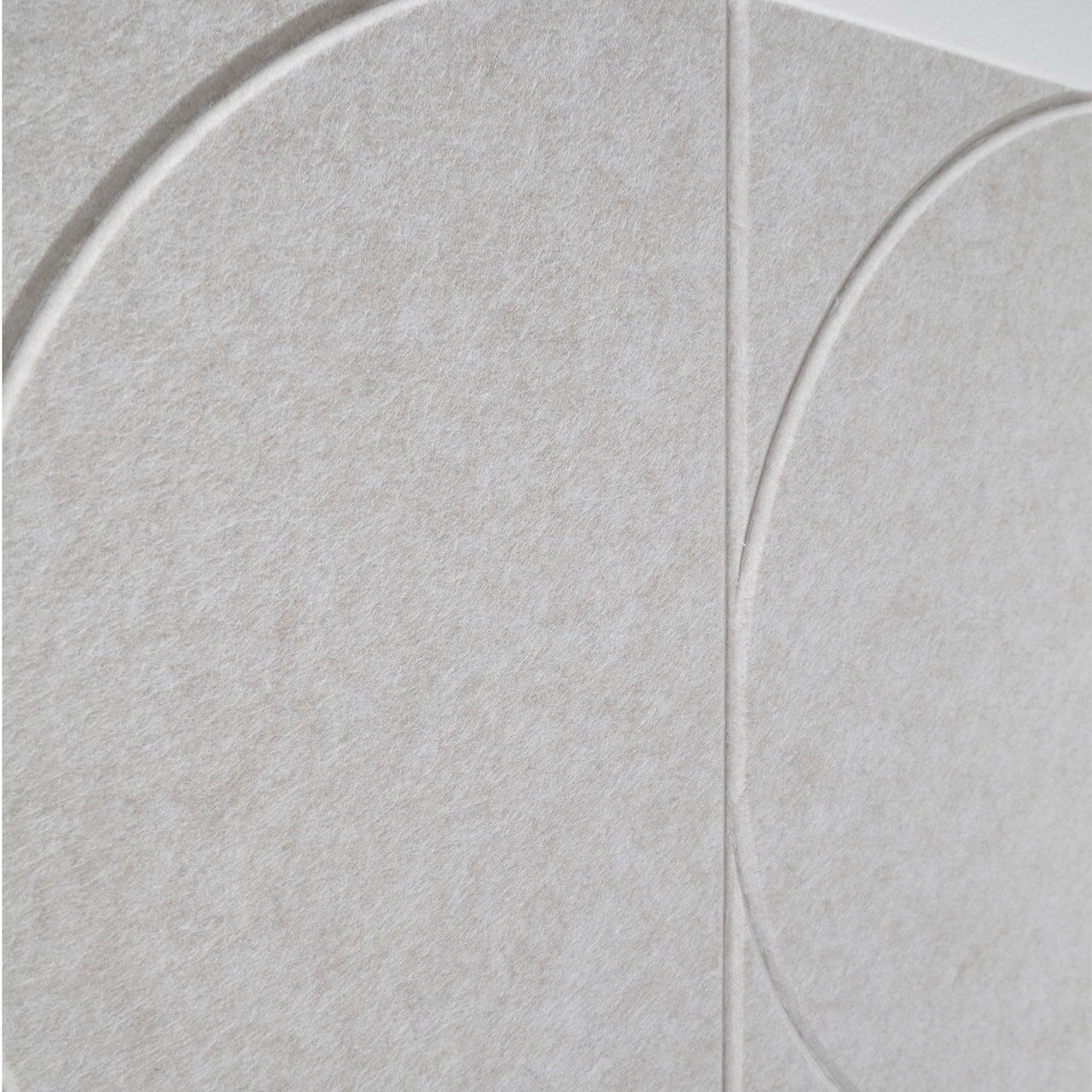 Accoustic wall panel 2 flowing arches | Organic | Sadé VII – Maeven
